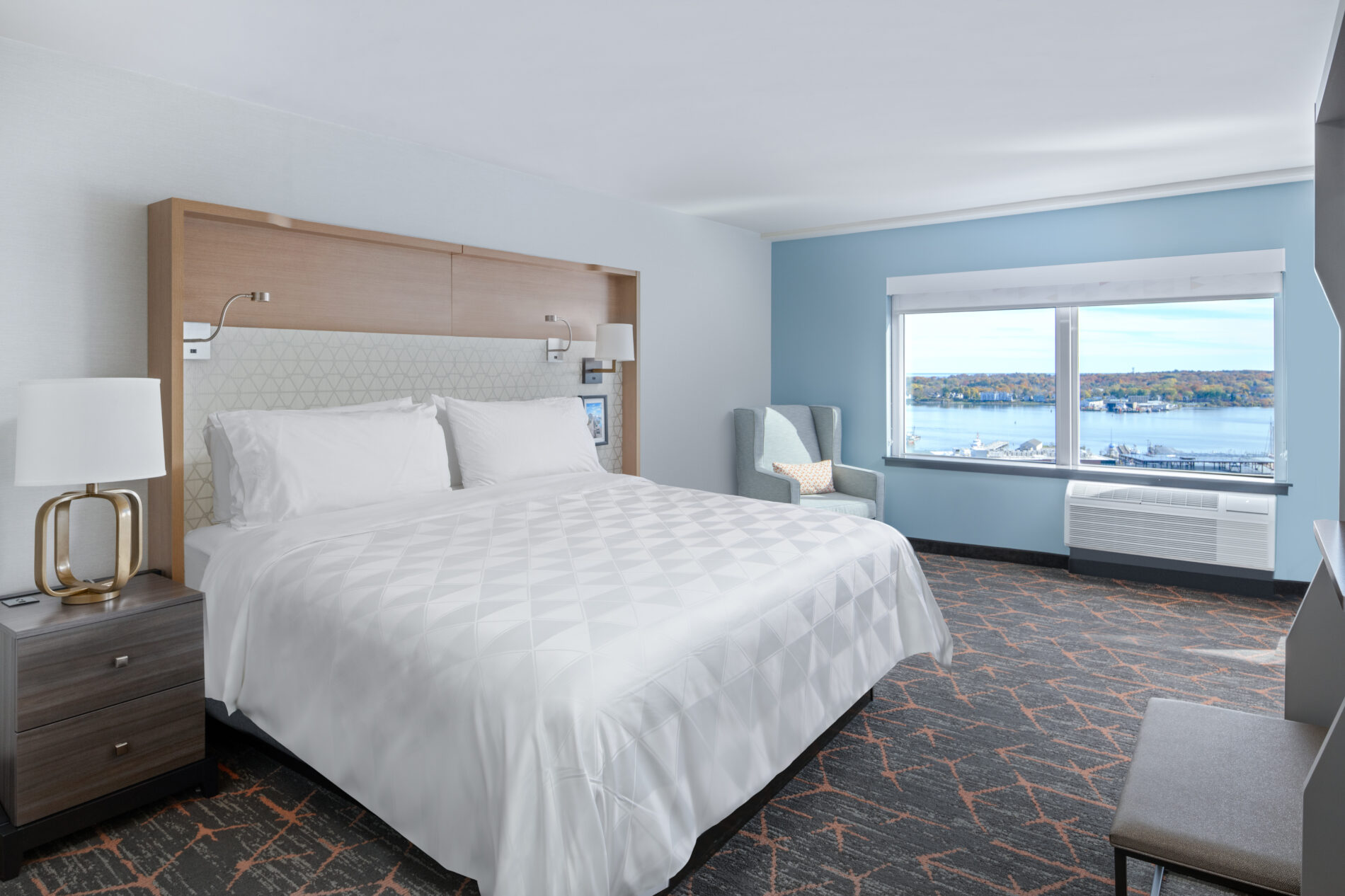 Holiday Inn By the Bay | Hotel & Venue | Visit Portland