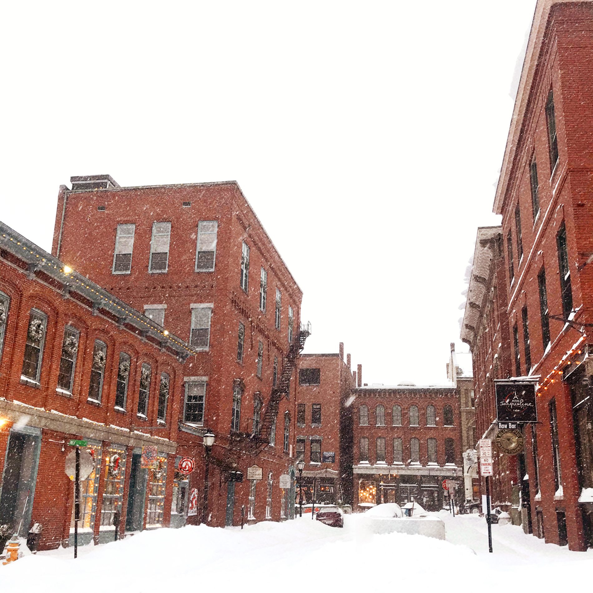 Portland Snow Storm, Photo Credits: Jill Devlin | Visit Portland