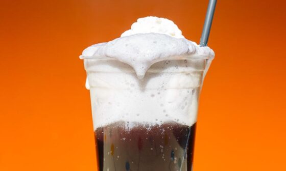 Float from Rattle Shake Grill. Photo Credit: Bonnie Durham | Visit Portland